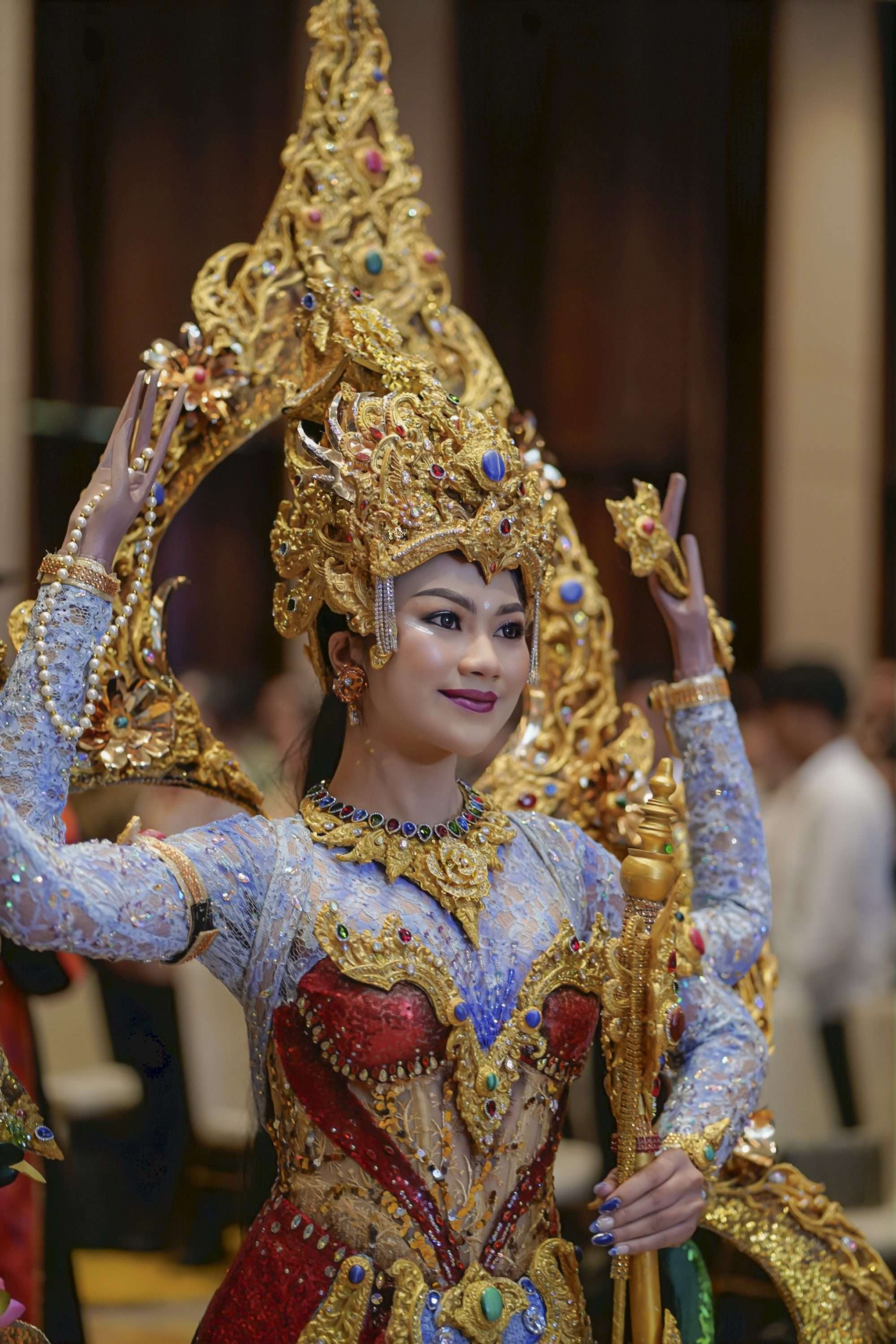 Runner Up II Duta Pariwisata Indonesia 2025 Hadir di Wisuda IDB Bali ...
